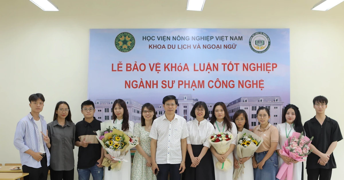 HV Nông nghiệp Việt Nam có khóa SV Sư phạm công nghệ đầu tiên bảo vệ khóa luận | Giáo dục Việt Nam