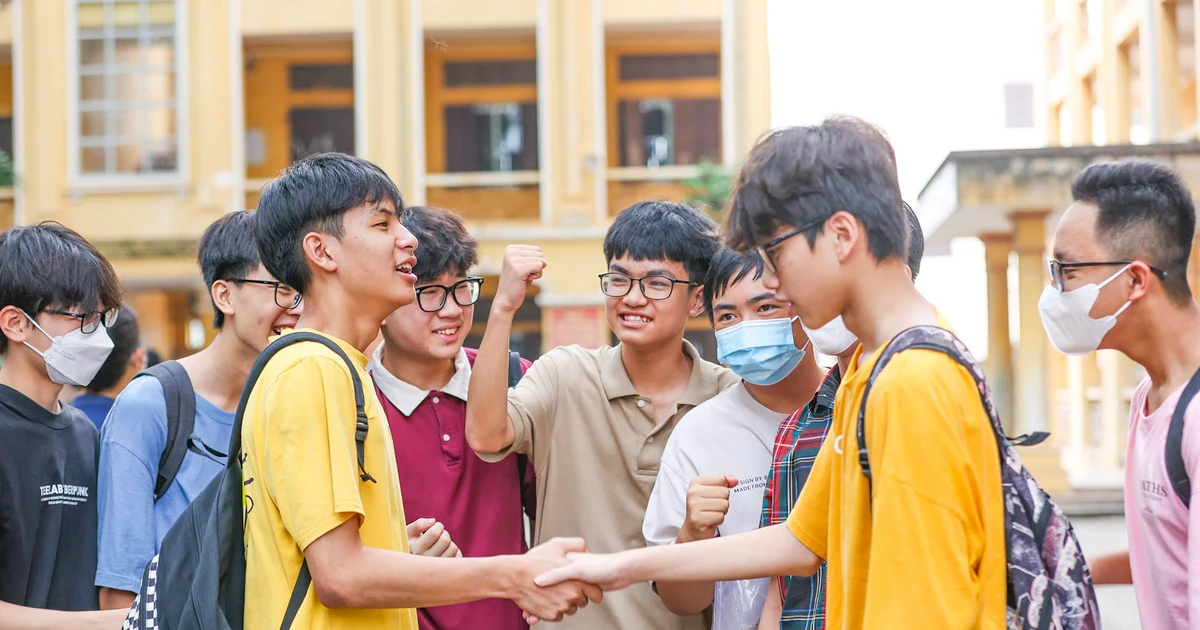 Chi tiết chỉ tiêu tuyển sinh vào lớp 10 của các trường THPT công lập ở ...