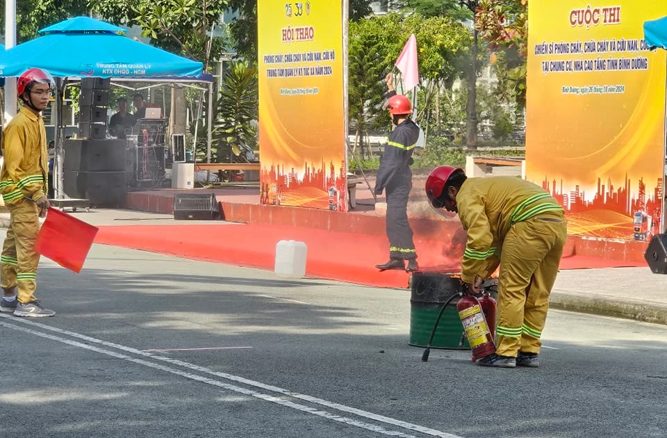 Trung tâm Quản lý KTX, ĐHQG TPHCM mở 38 chương trình tuyên truyền về ...