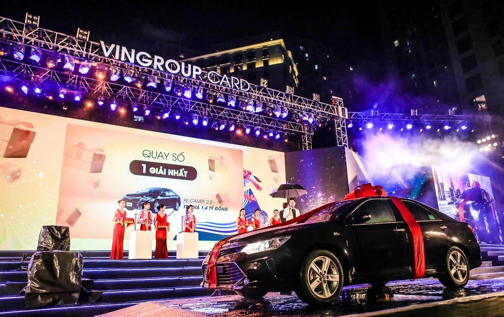 Vingroup card: Một tấm thẻ - Vạn món quà | Giáo dục Việt Nam