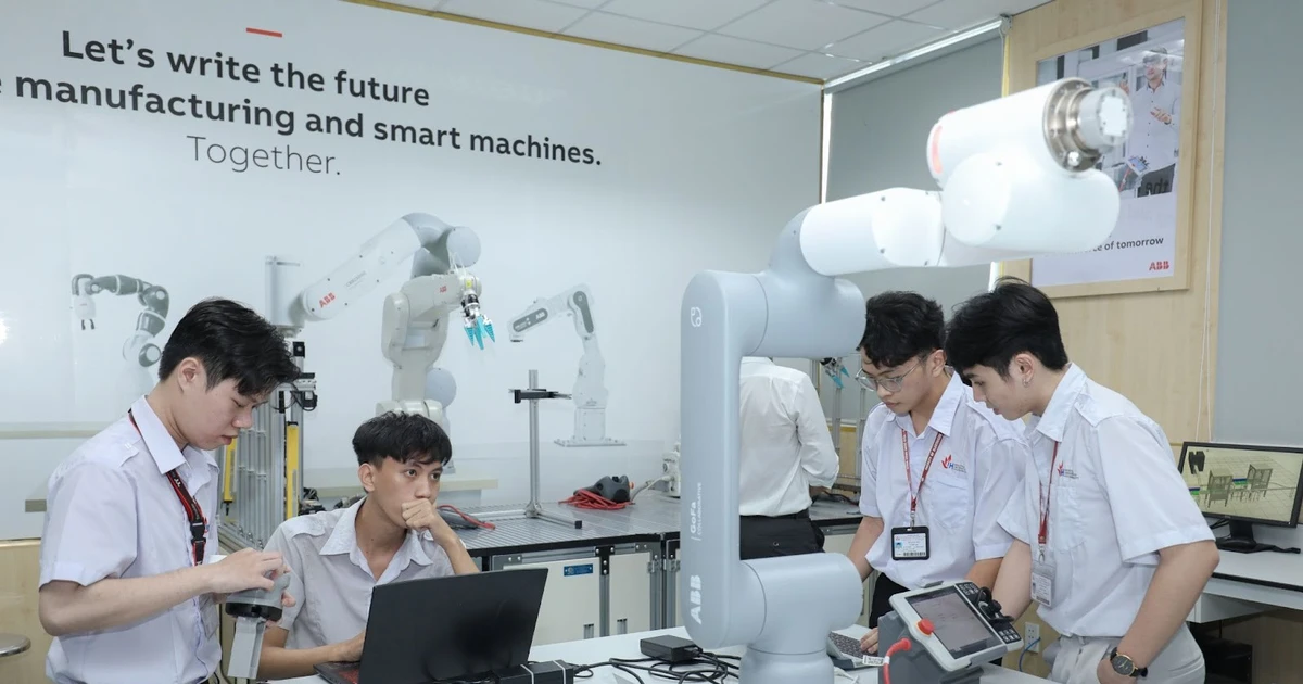 Điểm Chuẩn Trường Đại học Công nghiệp TP.HCM 2025 | Giáo dục Việt Nam