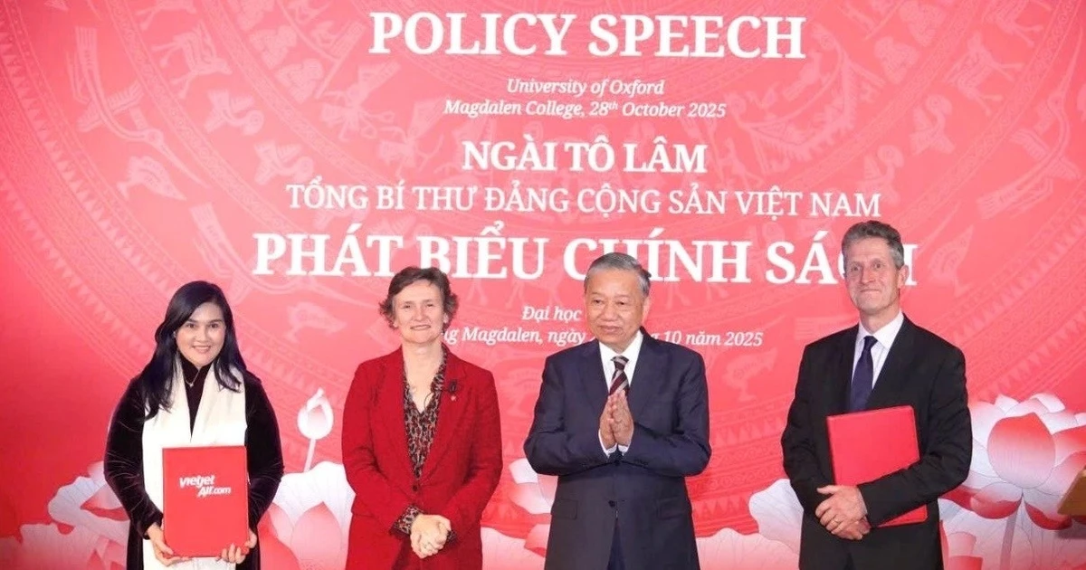 Vietjet và Đại học Oxford công bố kết quả nghiên cứu giải pháp Net Zero cho hàng không toàn cầu ...