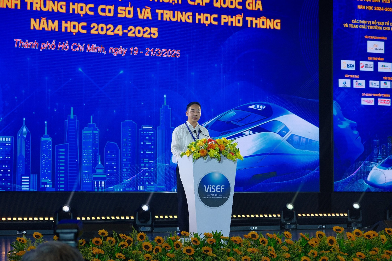 12 giải Nhất được trao tại Cuộc thi KHKT cấp quốc gia dành cho HS trung học | Giáo dục Việt Nam