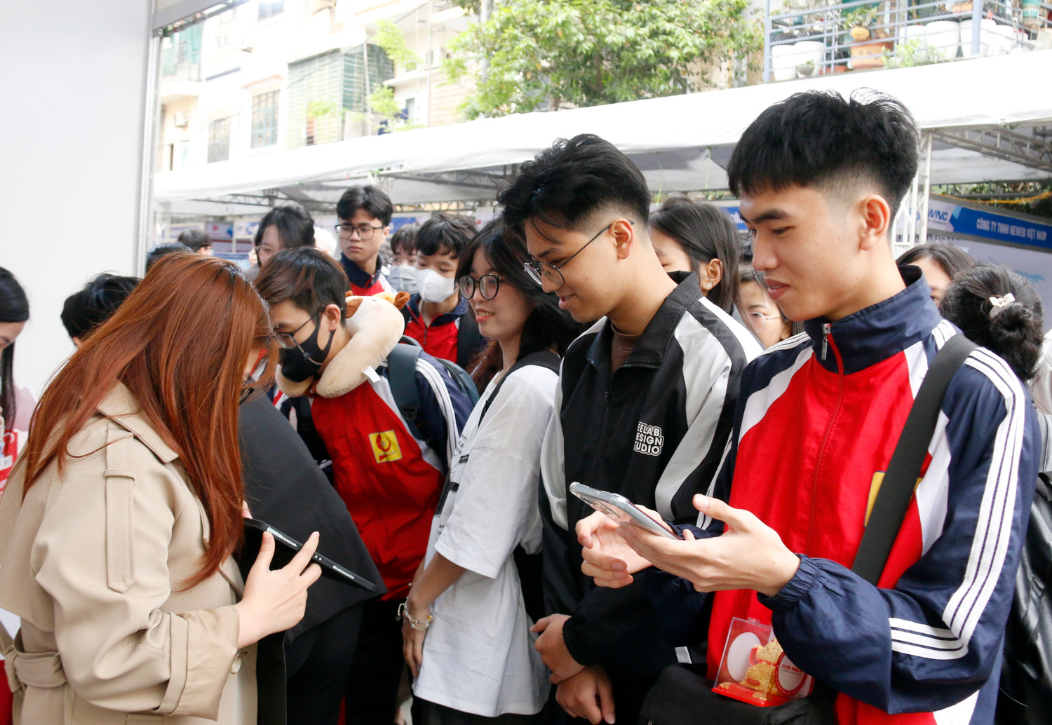 Ngày hội việc làm HaUI 2025 mang đến hơn 5.000 cơ hội việc làm cho sinh ...