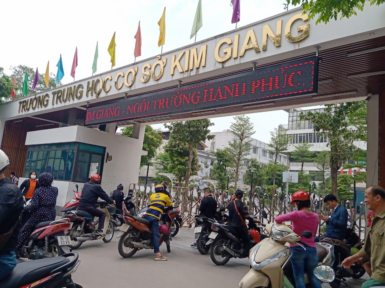 PH THCS Kim Giang: "Gia đình để GVCN đăng ký NV3 cho HS kiểu gì cũng ...